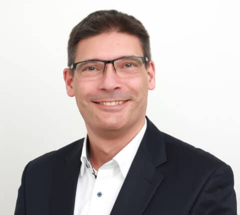 Dr. Carsten Menzel - Senator Partners